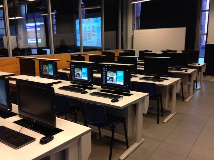 SYSTEMCENTER - Computer furniture for labs and training rooms
