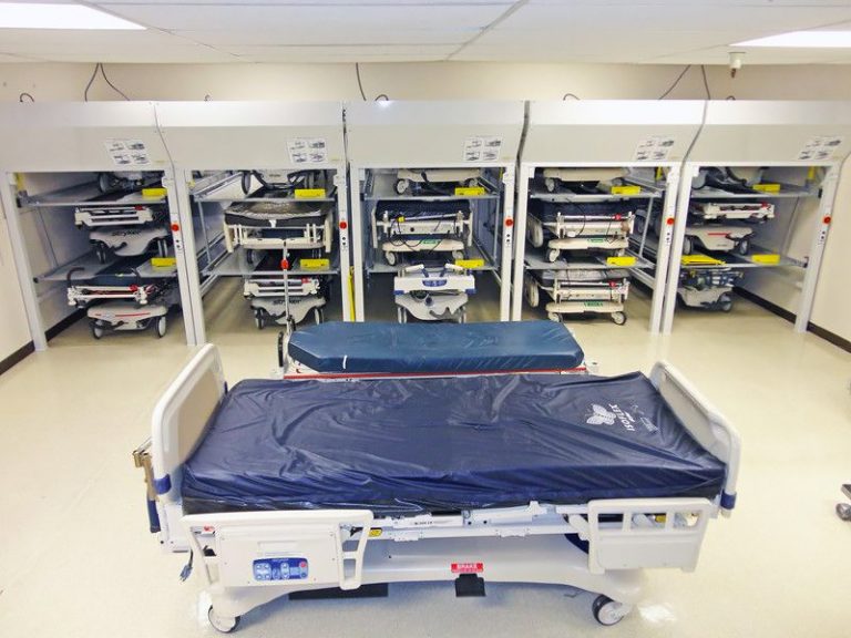 SYSTEMCENTER - Hospital shelving and storage systems