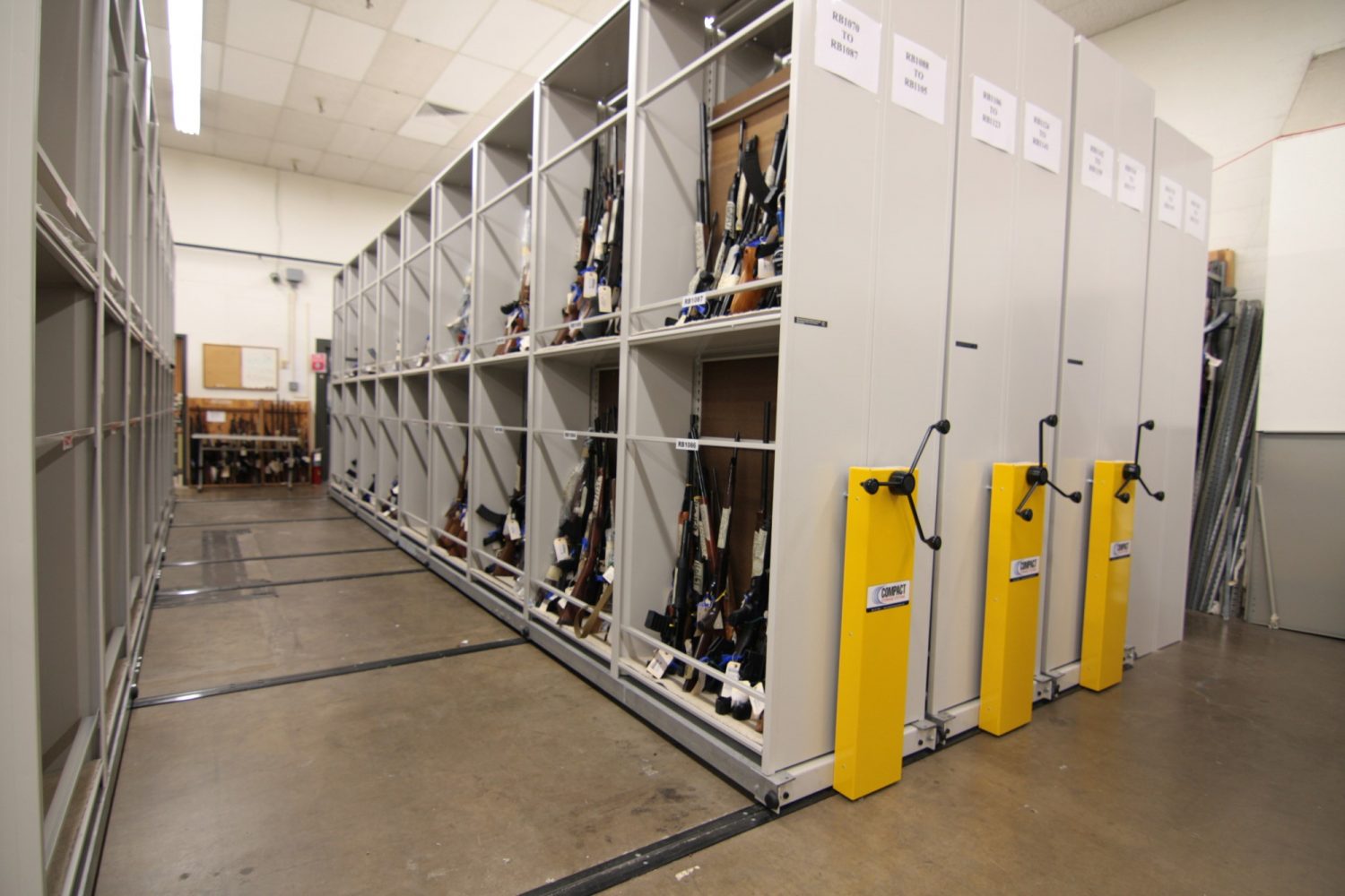 SYSTEMCENTER - Spacesaver weapons racks and weapons cabinets