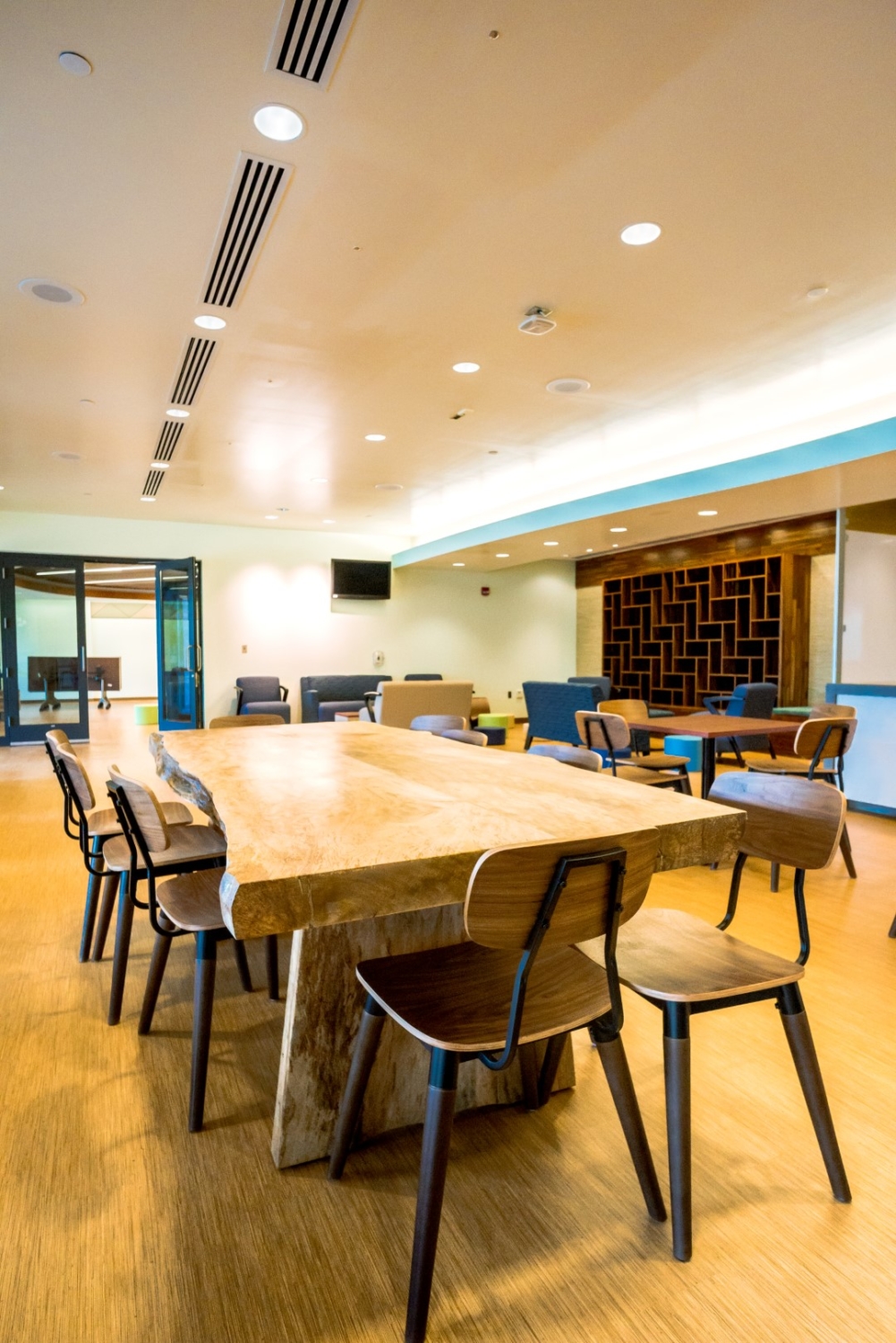 15943 - UHWO WWBF 008 - SYSTEMCENTER