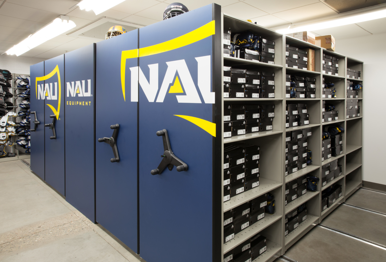 SPACESAVER - High Density Mobile Storage - SYSTEMCENTER