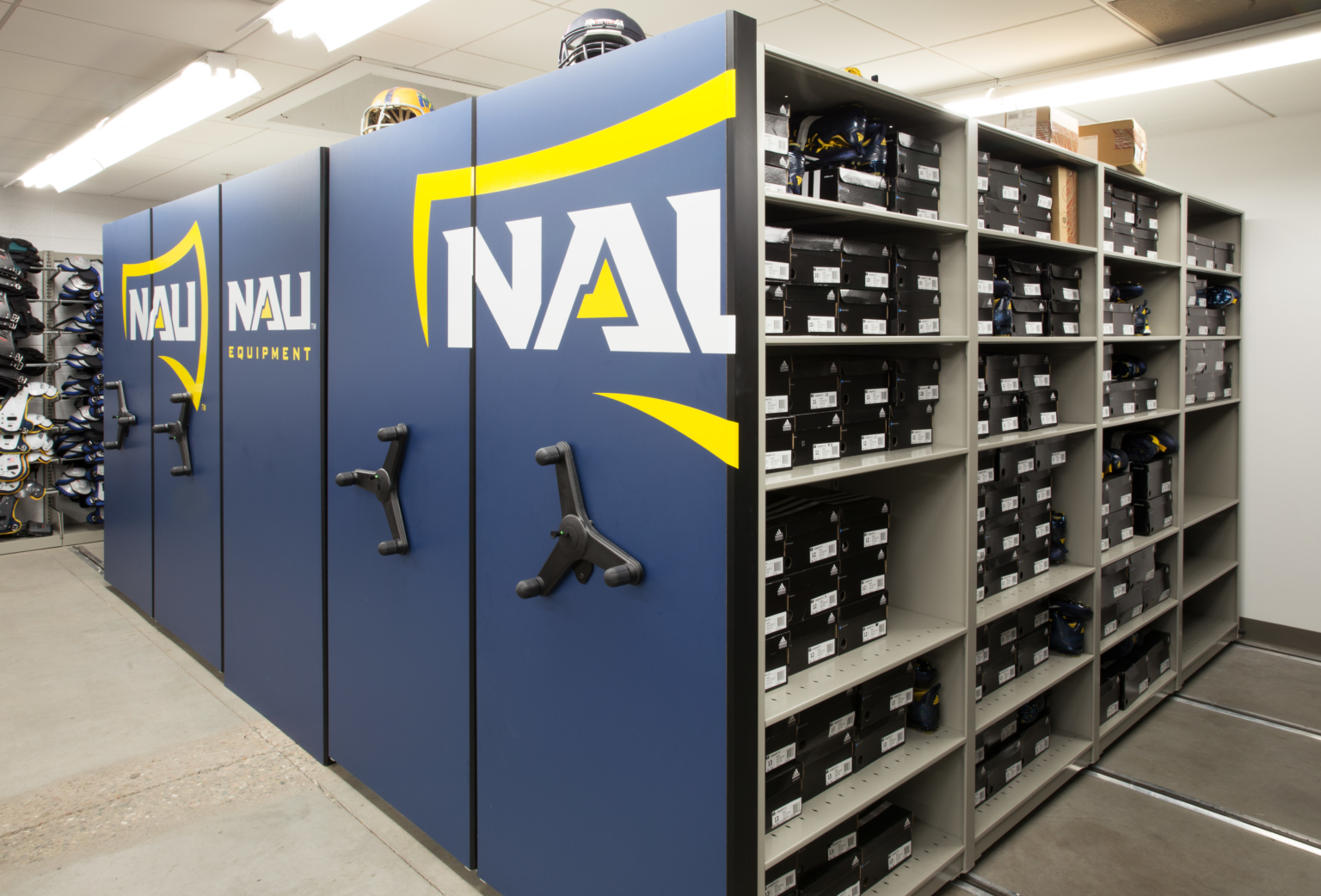 SPACESAVER - High Density Mobile Storage - SYSTEMCENTER