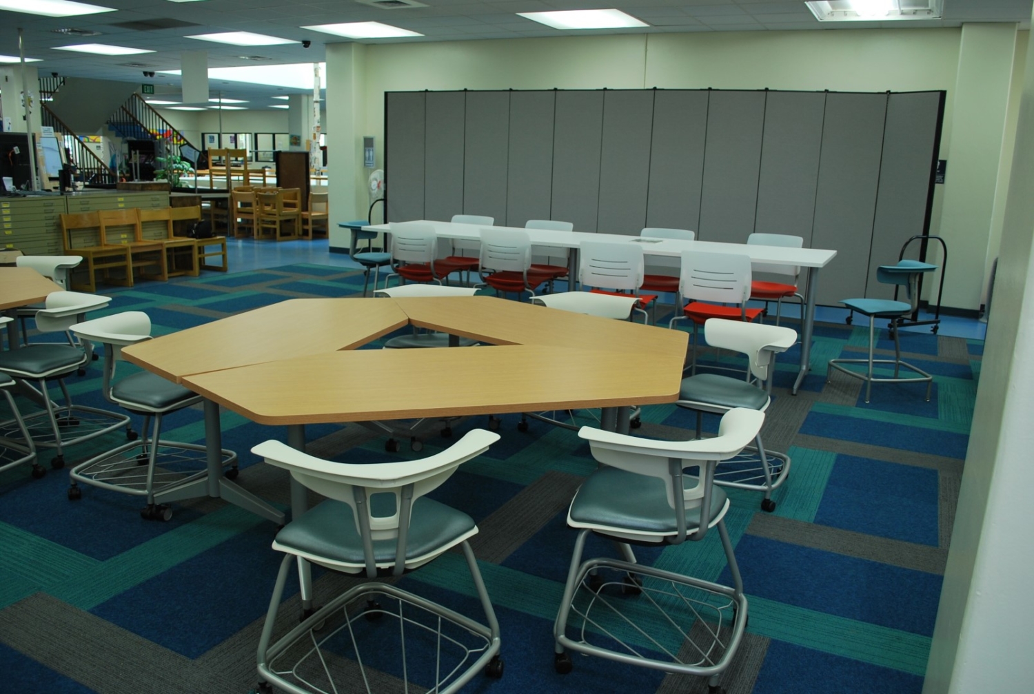17068 - UH Maui College Library - SYSTEMCENTER