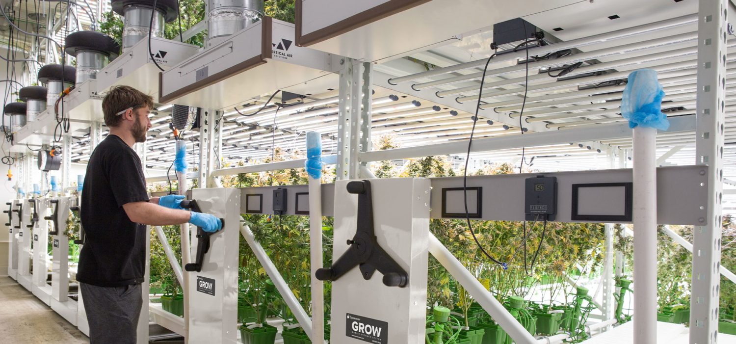 Spacesaver - GROW Vertical Mobile Shelving - SYSTEMCENTER