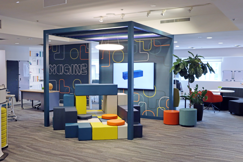 KI NeoCon 2023 Showroom: Furniture for the Classroom - SYSTEMCENTER