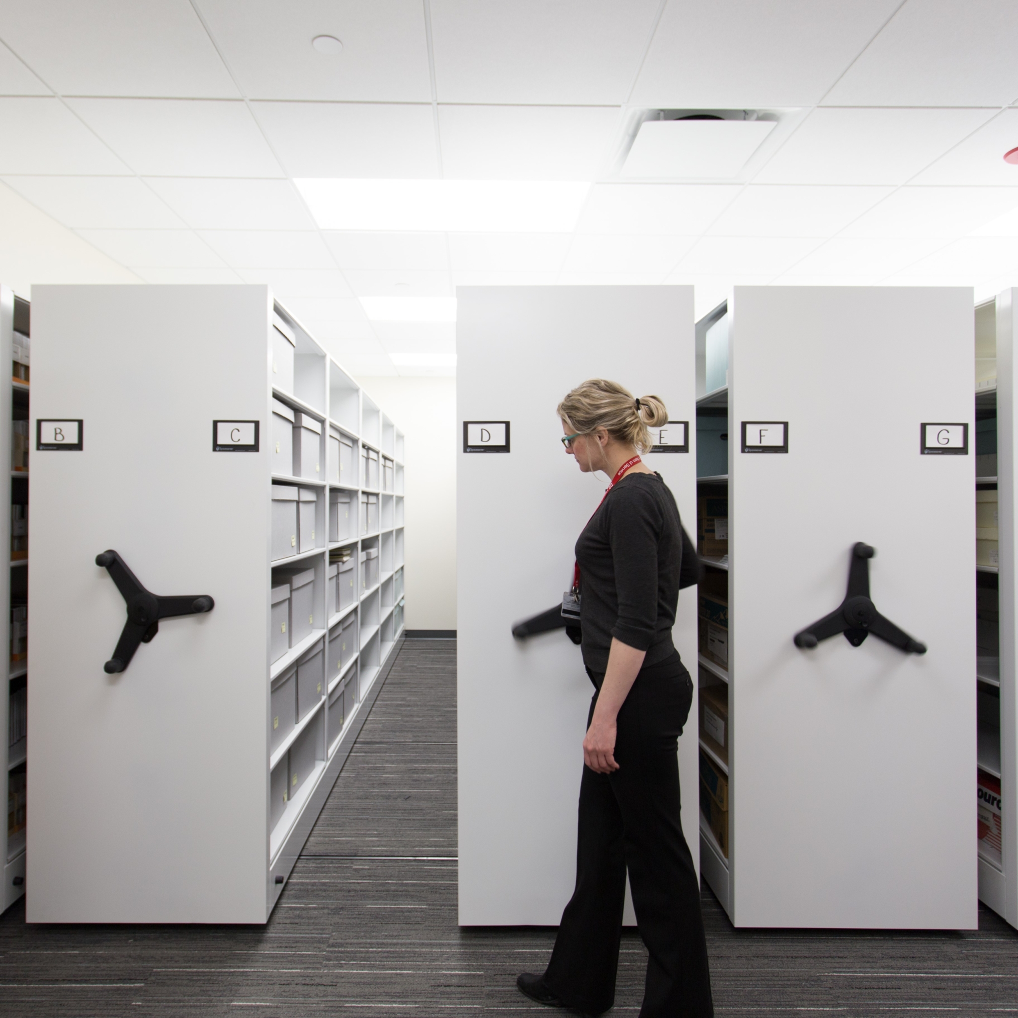 SYSTEMCENTER | Commercial Furniture & Storage Dealership