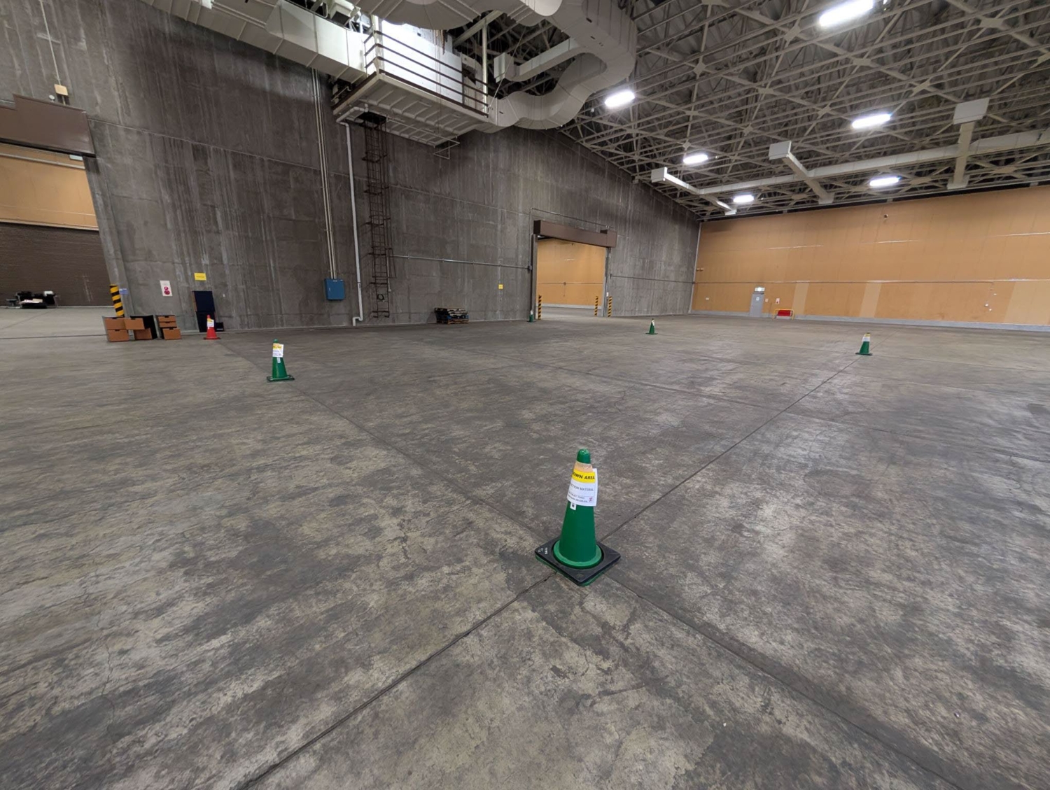 Sasebo Naval Base Defense Logistics Agency Warehouse - SYSTEMCENTER